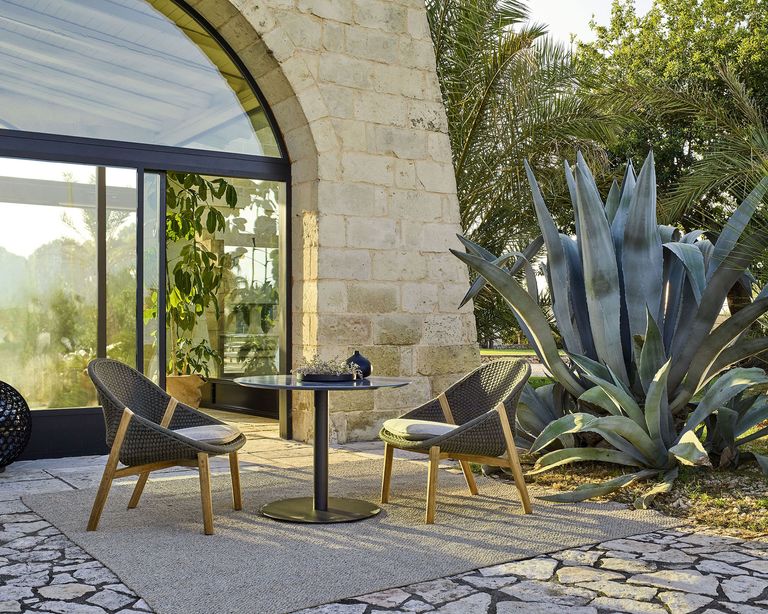 Flagstone patio ideas: 11 ways to add one to your backyard | Gardeningetc
