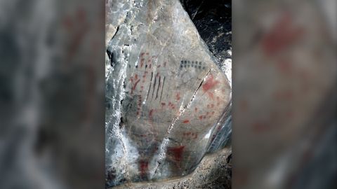 20,000-year-old cave painting 'dots' are the earliest written language ...