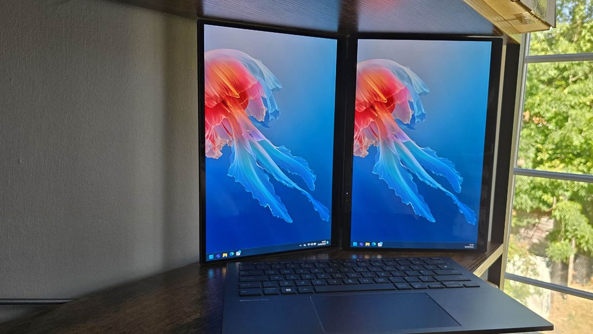 Asus Zenbook Duo (2024) review: incredible versatility and screens ...