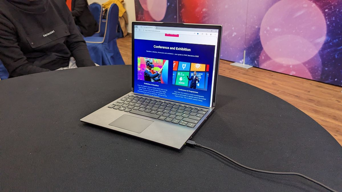Lenovo just unveiled rollable phone and laptop at MWC 2023 — here's ...