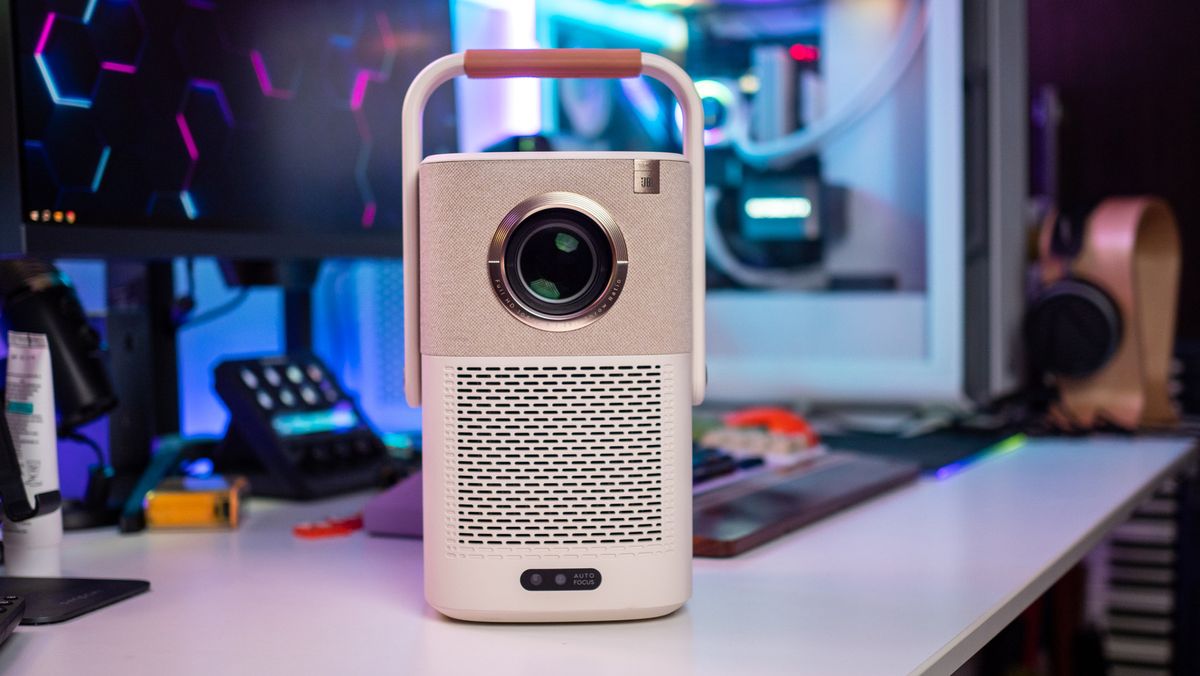 Yaber T2 Plus review: This budget portable projector is an amazing ...