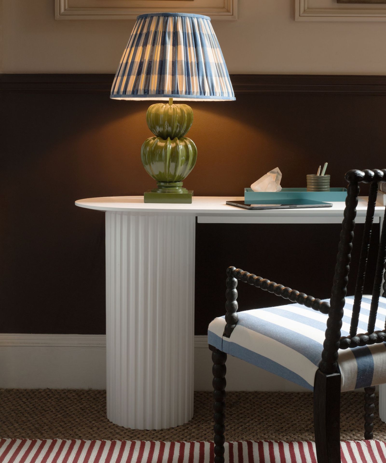 4 expert lighting schemes to make guests feel welcome in the rooms they ...