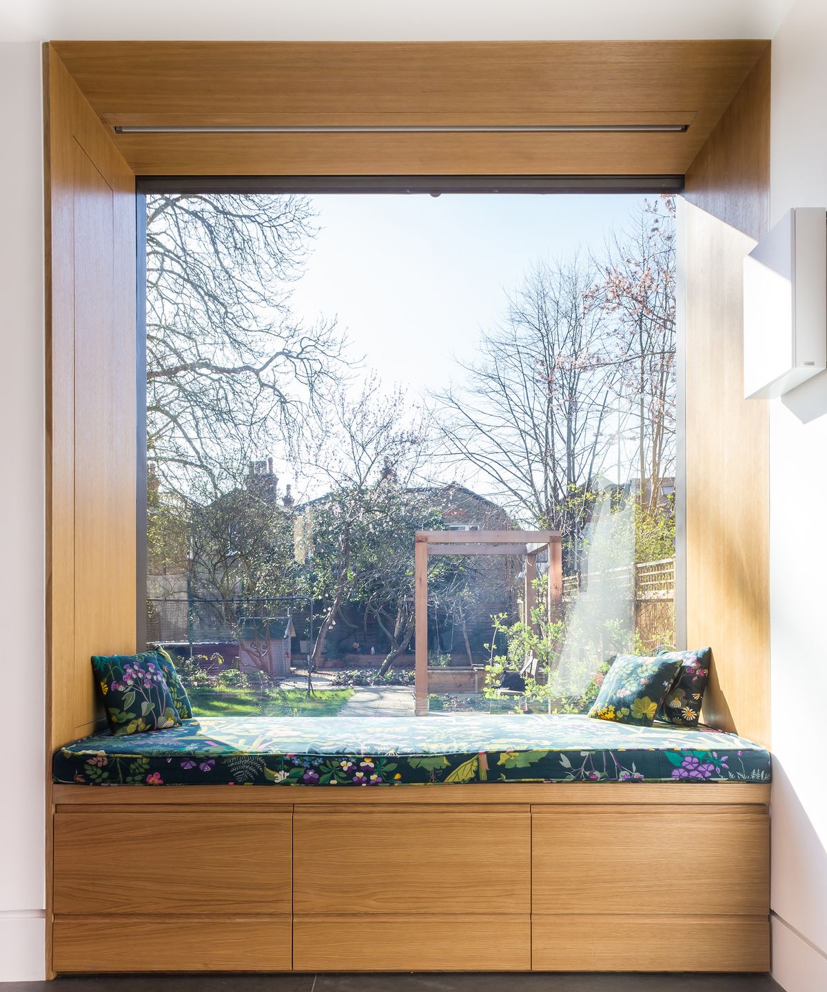 Types of energy-efficient windows: your options explained | Homebuilding