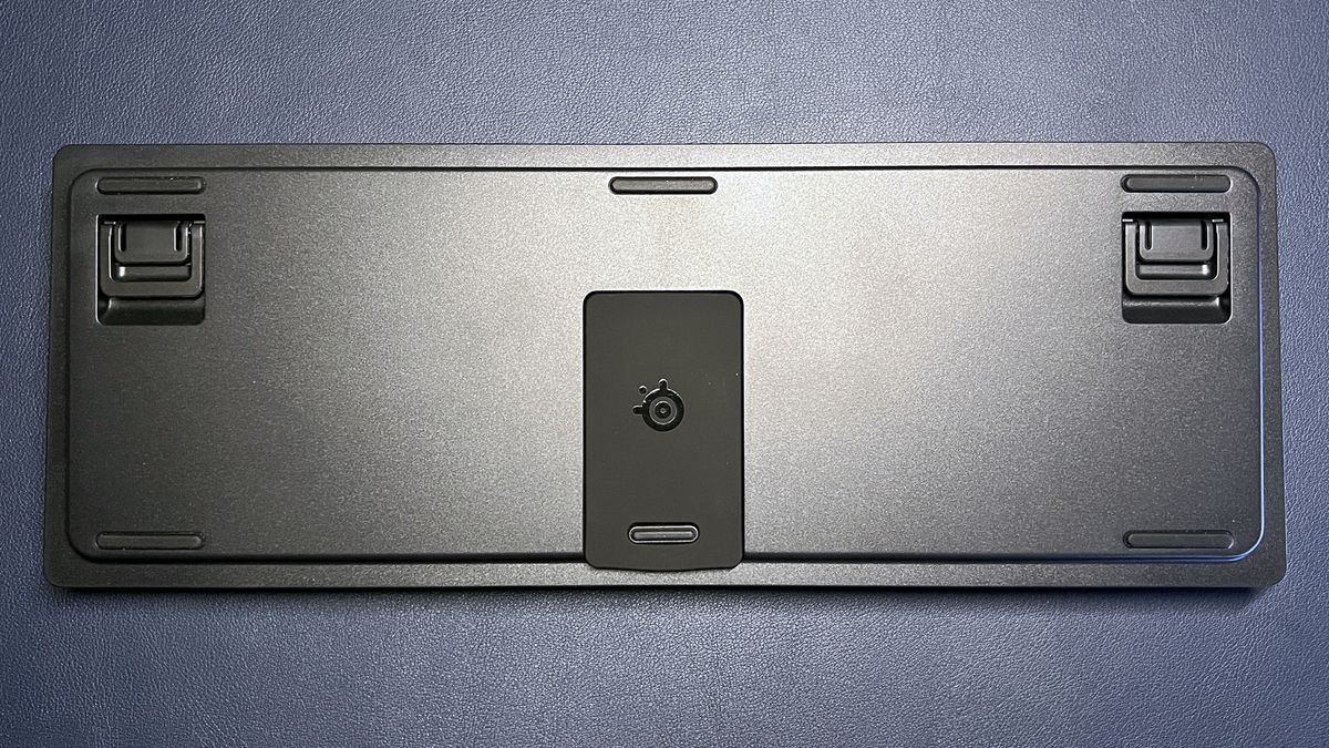 SteelSeries Apex 9 TKL Review: Hot-Swappable Optical Switches | Tom's ...