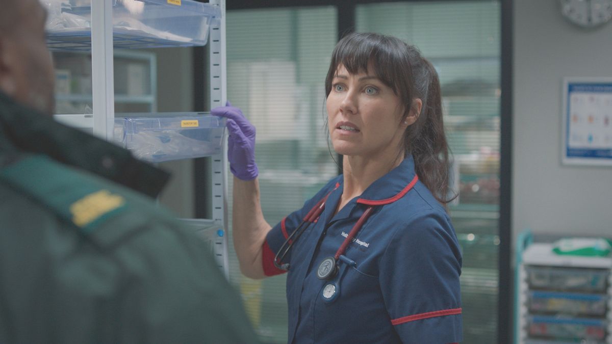 Casualty spoilers: Iain Dean comes clean to Faith! | What to Watch