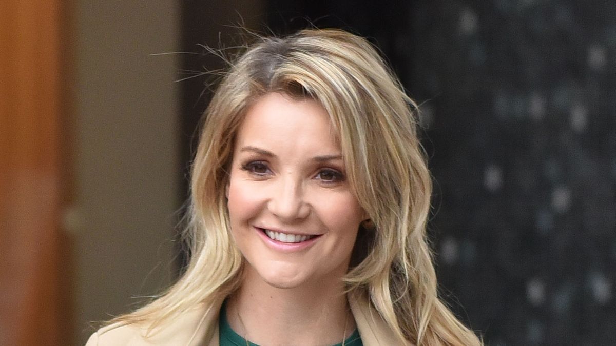 Helen Skelton's beach blend of bikini, necklace and shades | Woman & Home