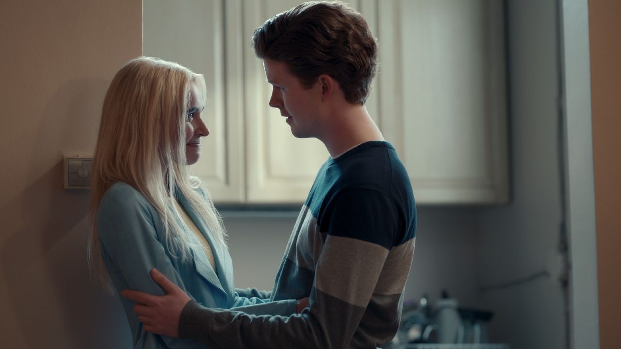 Who is Mary and who plays Gil in Ginny & Georgia? | Woman & Home