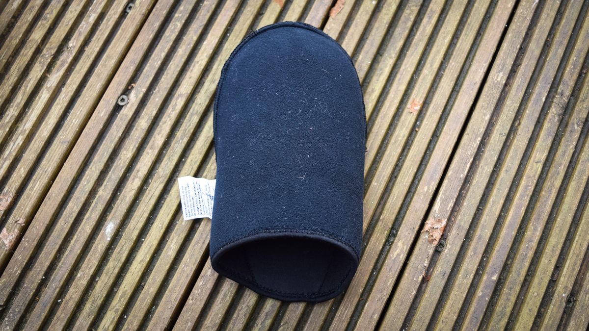 Le Col Neoprene toe cover review: good option for cooler temperatures ...