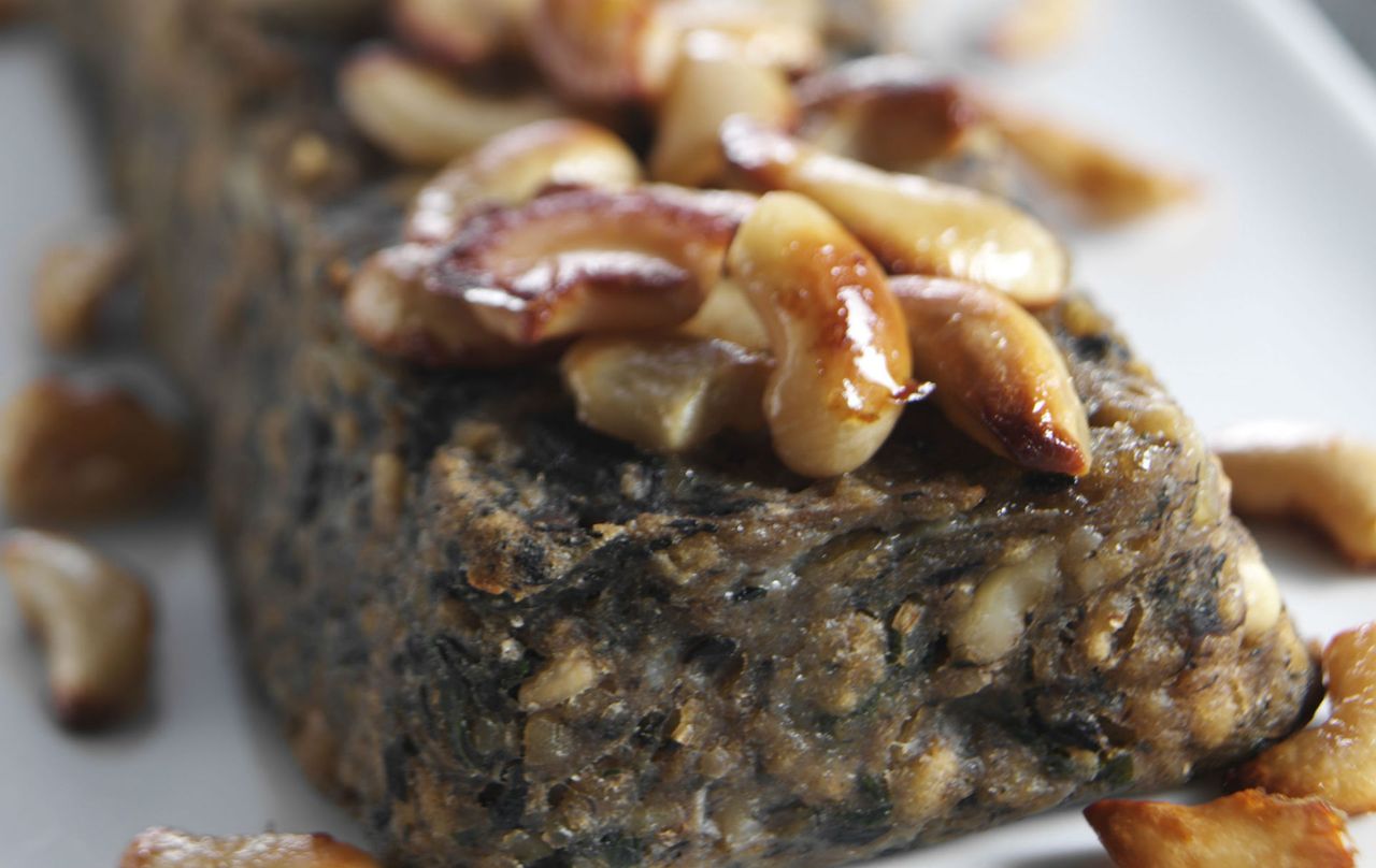 The 12 most hated Christmas foods - and how to love them! | GoodtoKnow