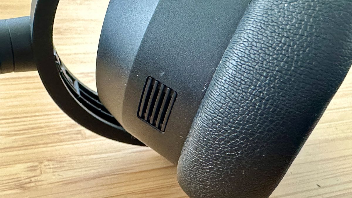 Sennheiser Accentum Plus review: A mid-range over-ear headphone that ...