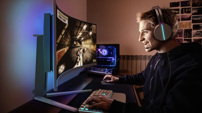 Philips Launches Envia 48.9-Inch 240Hz OLED Gaming Monitor | Tom's Hardware