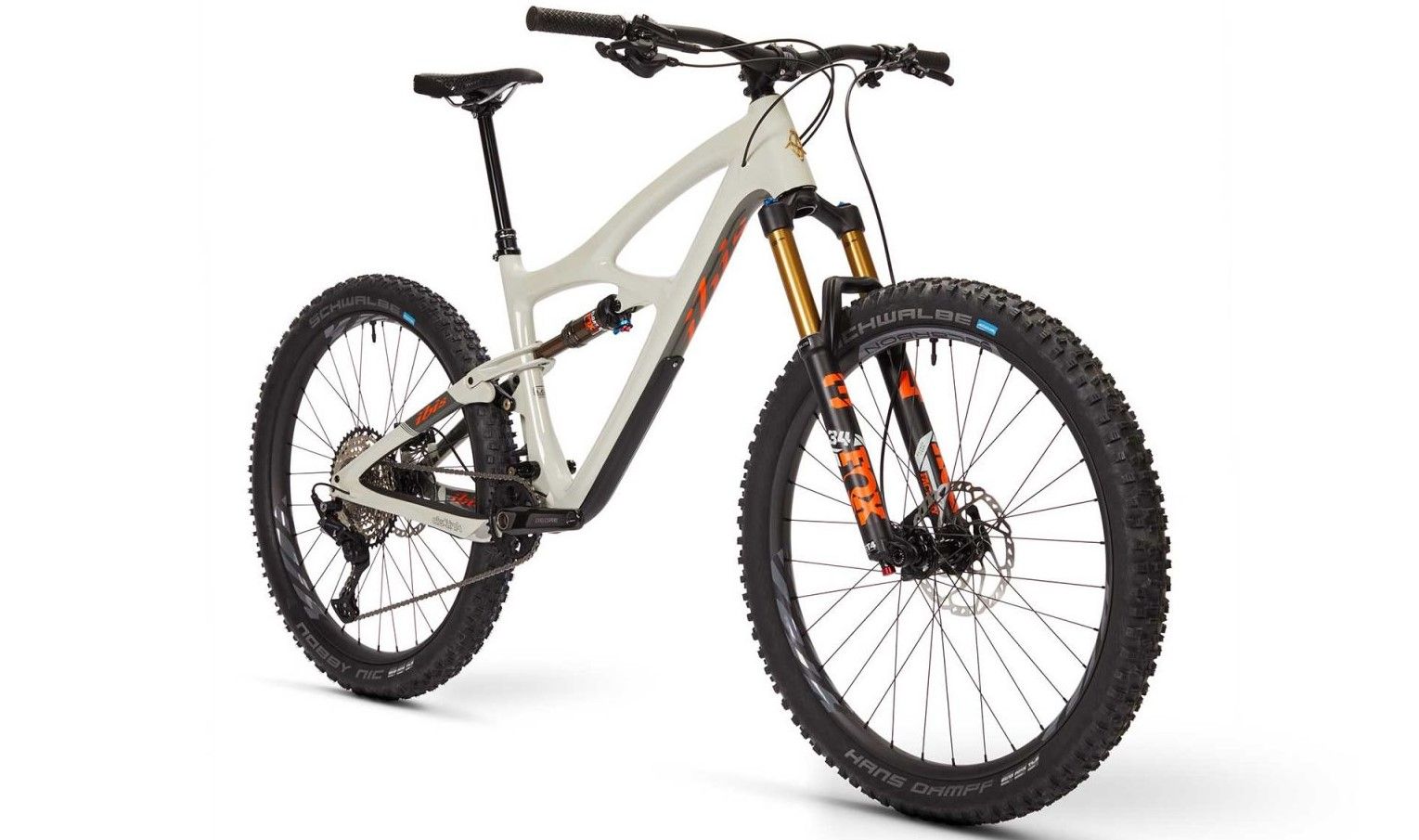 Mojo 4 has more reach | Bike Perfect