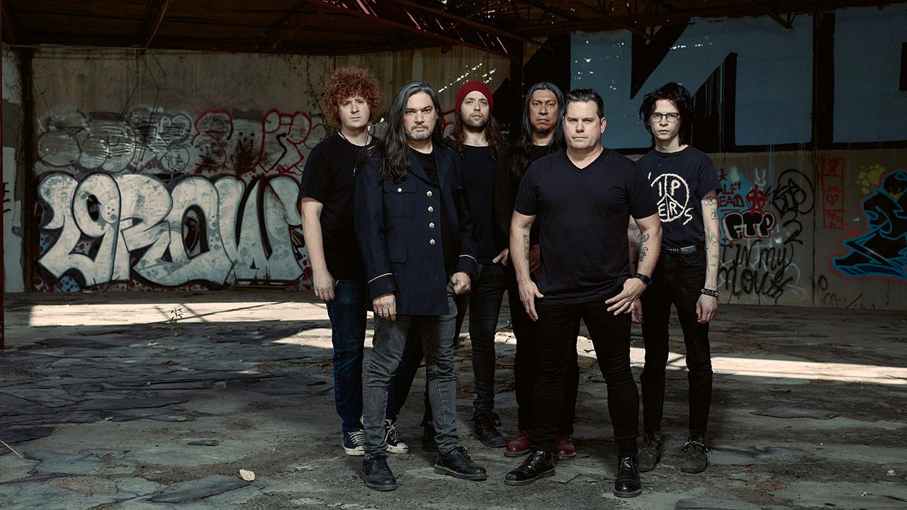 Watch Nick Beggs' playing bass on Steven Wilson's Personal Shopper | Louder