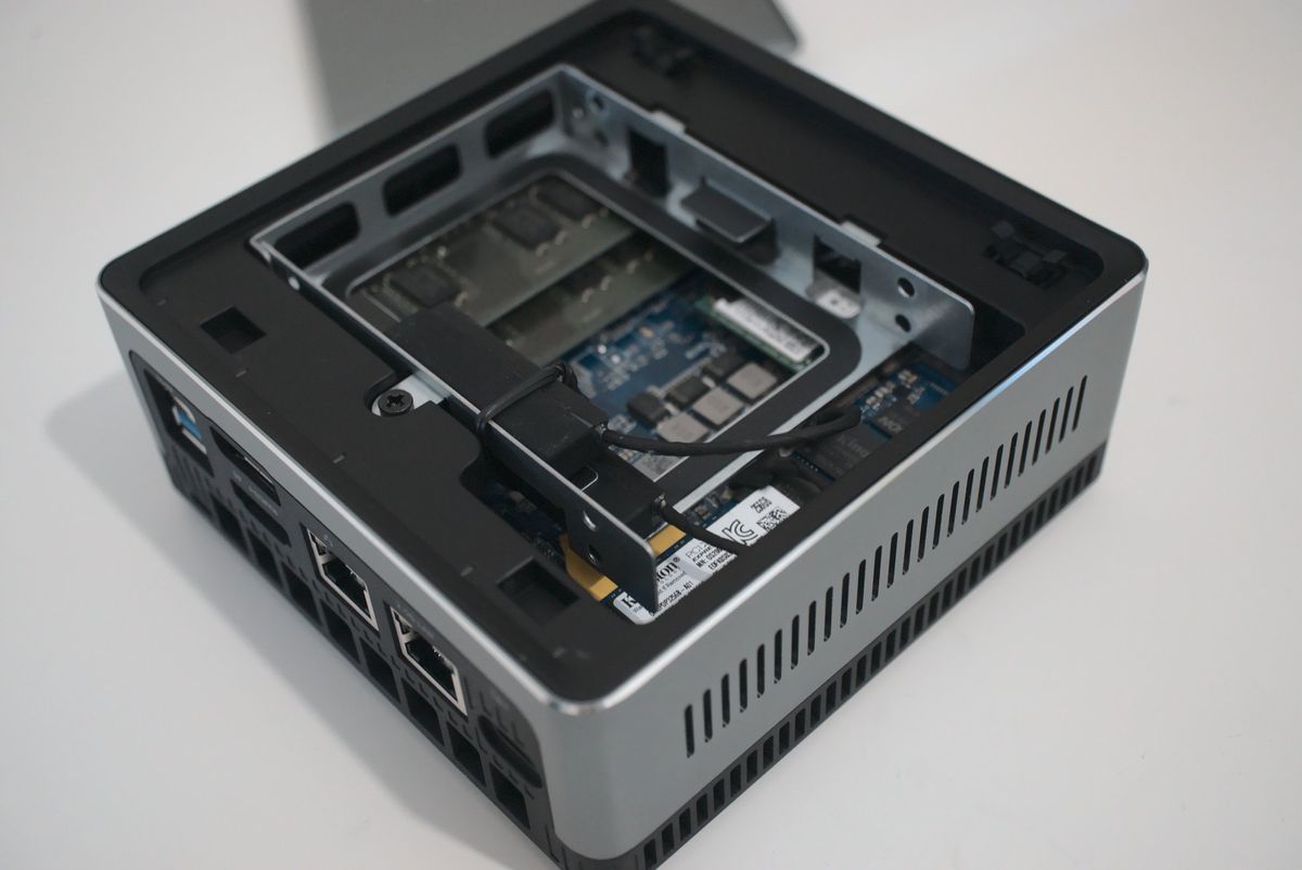 Minisforum U850 PC review: Impressive package in such a small form ...