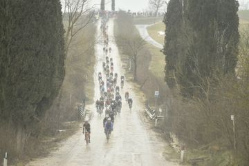 12 amazing photos from a brutal edition of Strade Bianche | Cycling Weekly