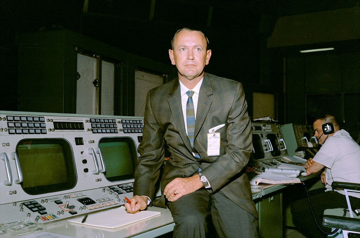 Chris Kraft, NASA's First Flight Director and Father of Mission Control ...
