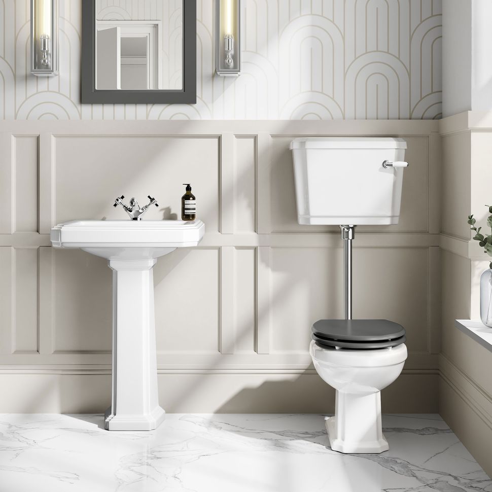 What is a close coupled toilet — and is this the best loo for you ...