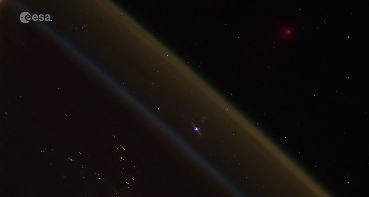 This Astronaut Video of a Rocket Launch as Seen from Space Is Simply ...