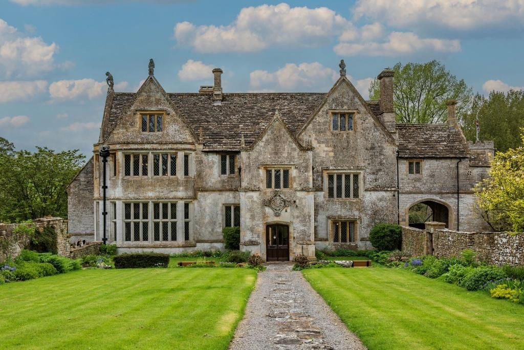 Best country houses for sale this week | Country Life