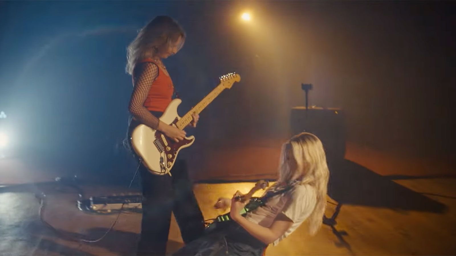 DYLAN talks customizing Strats and rocking out to Guns N' Roses in ...