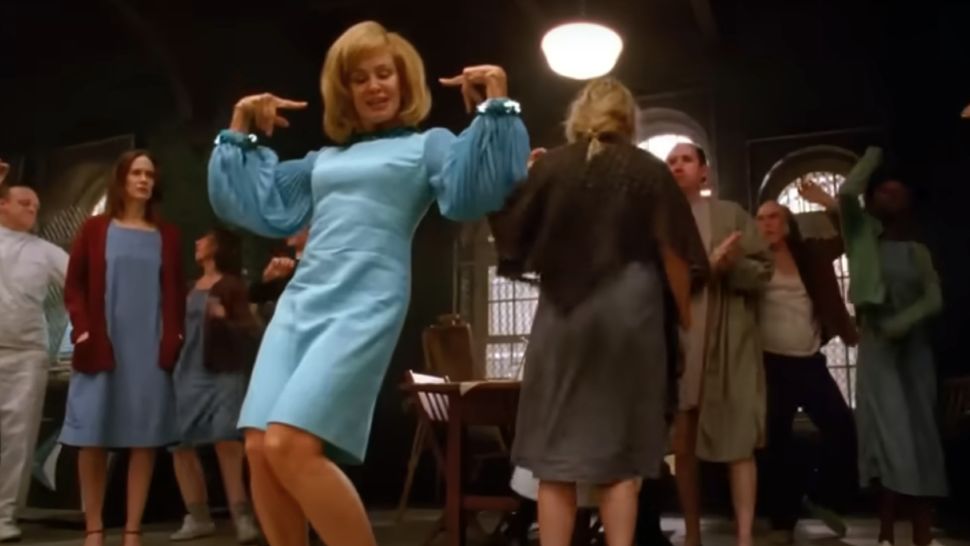 32 Unexpected, But Amazing, Dance Sequences From Movies And TV Shows ...
