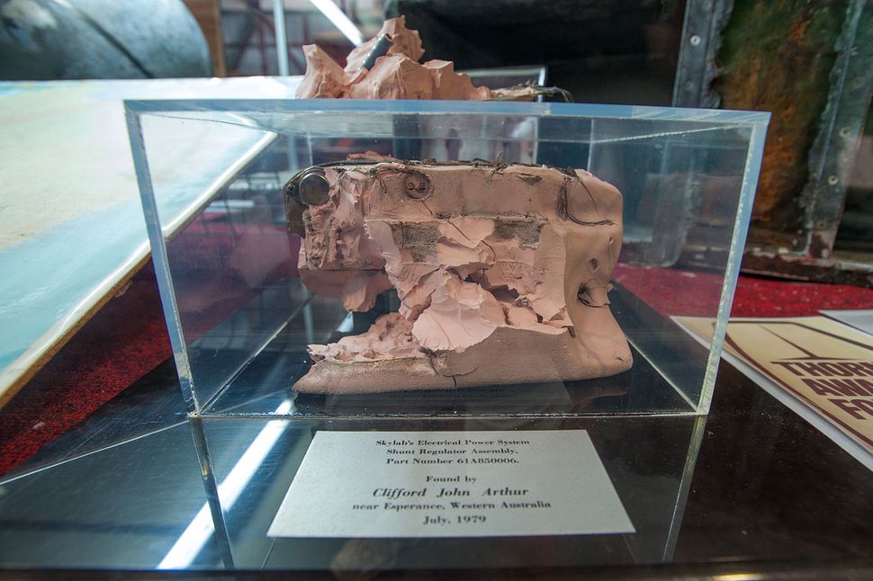 Skylab’s Remains: Australia’s NASA Space Station Debris (Photos): Page ...