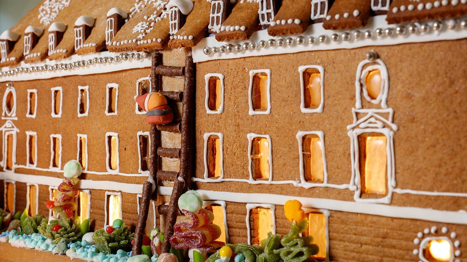 Gingerbread architecture: building London out of the season's favourite ...