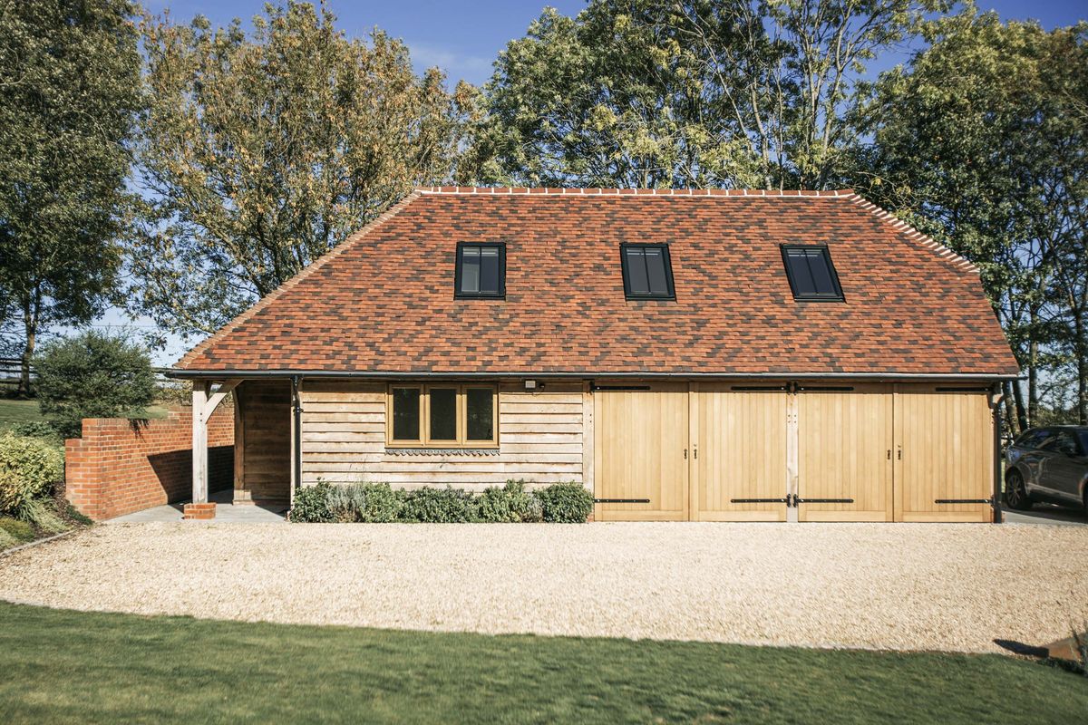 Oak Frame Garages: How to Nail the Perfect Design | Homebuilding