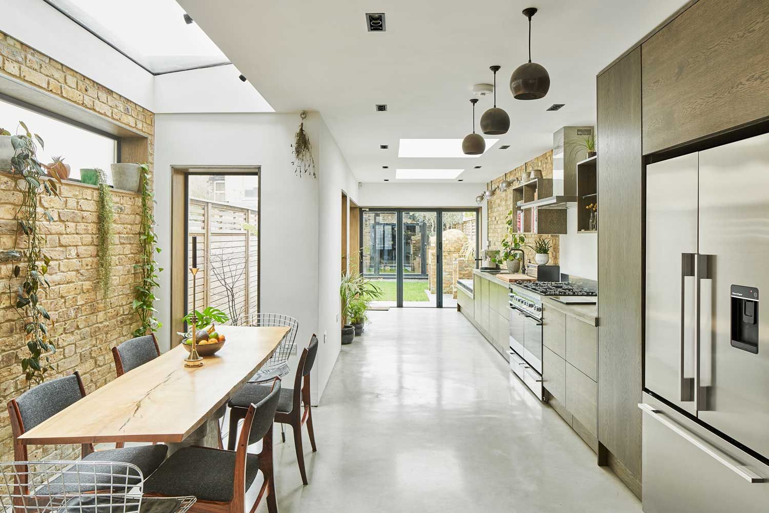 Design Project: raw materials result in an extended home with polish ...