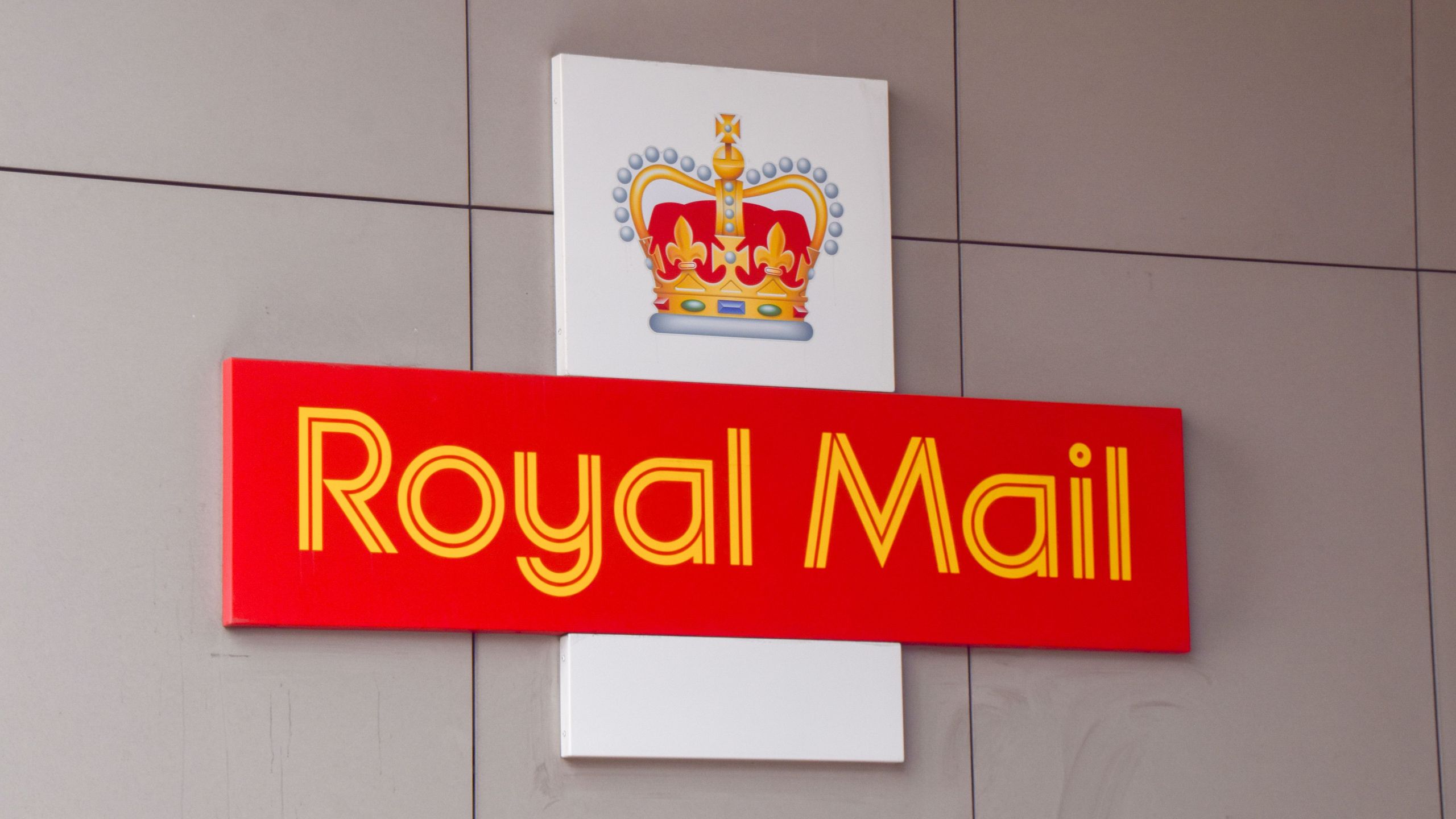 LockBit leaks 44GB of Royal Mail's data, new £33m ransom set | IT Pro
