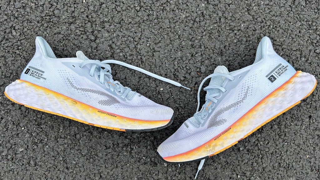 Decathlon Kiprun KS900 Light Review | Coach