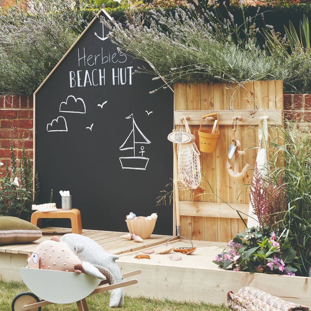 6 corner shade ideas for the darkest areas of your garden | Ideal Home