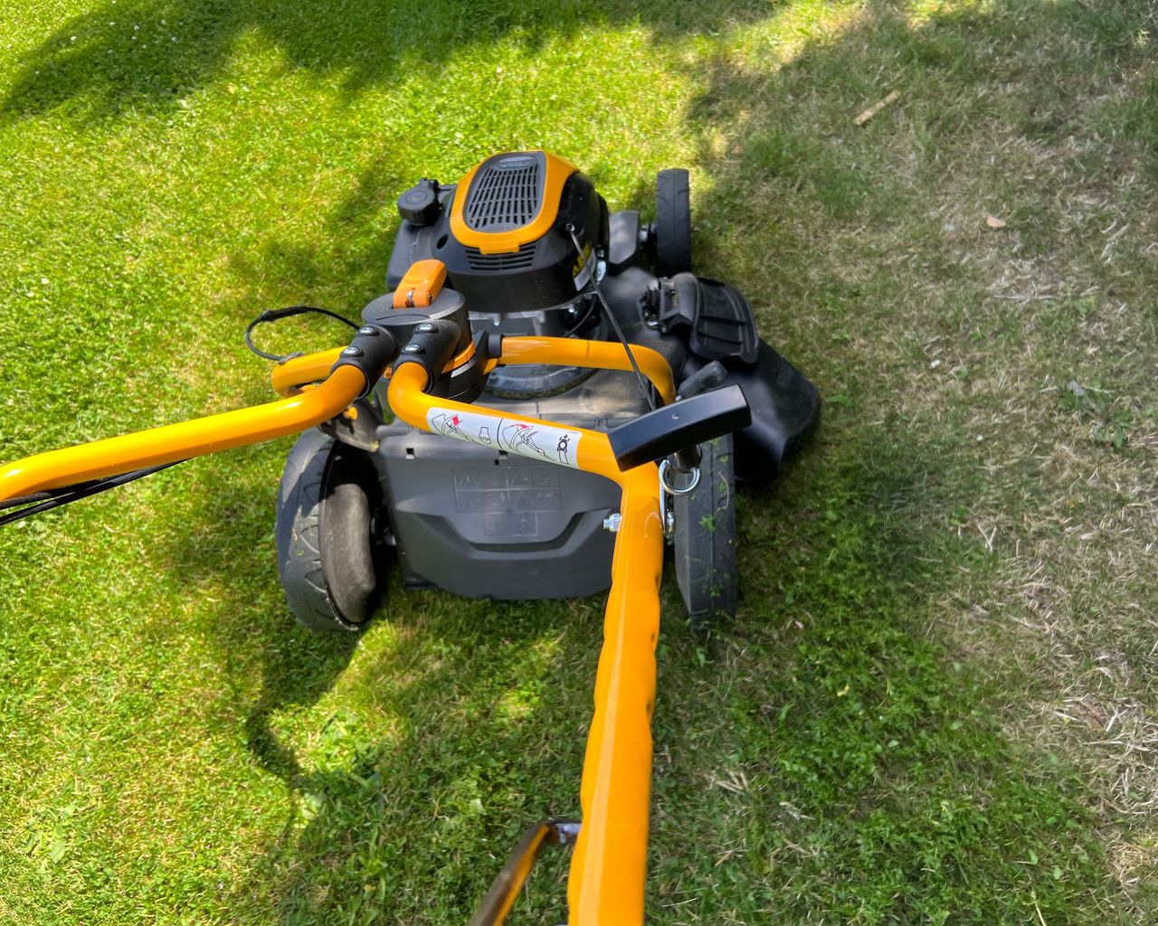 Why mowing after heavy rain could ruin your lawn mower | Gardeningetc