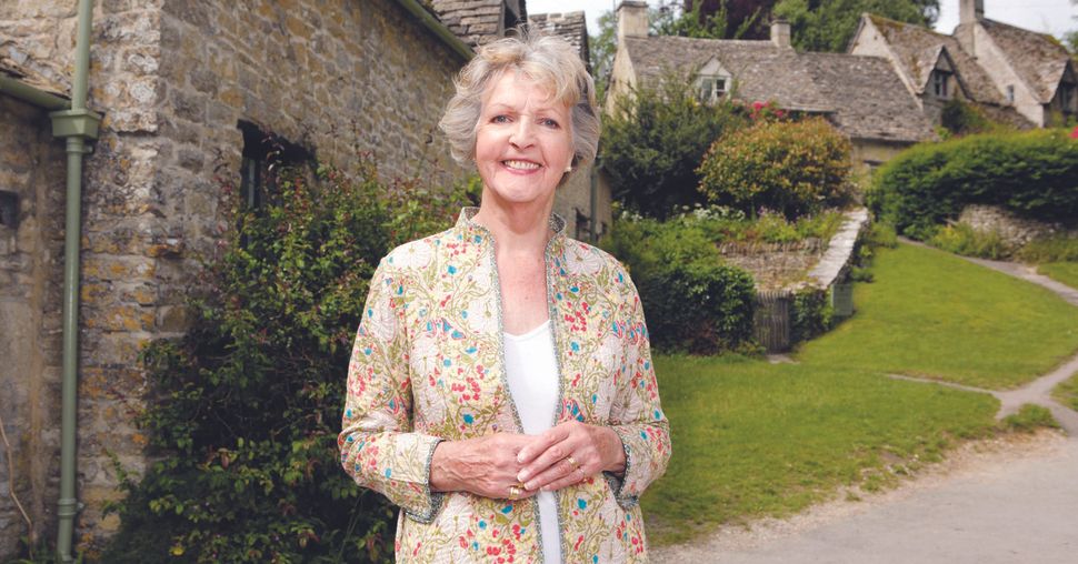 Penelope Keith’s Hidden Villages | What to Watch