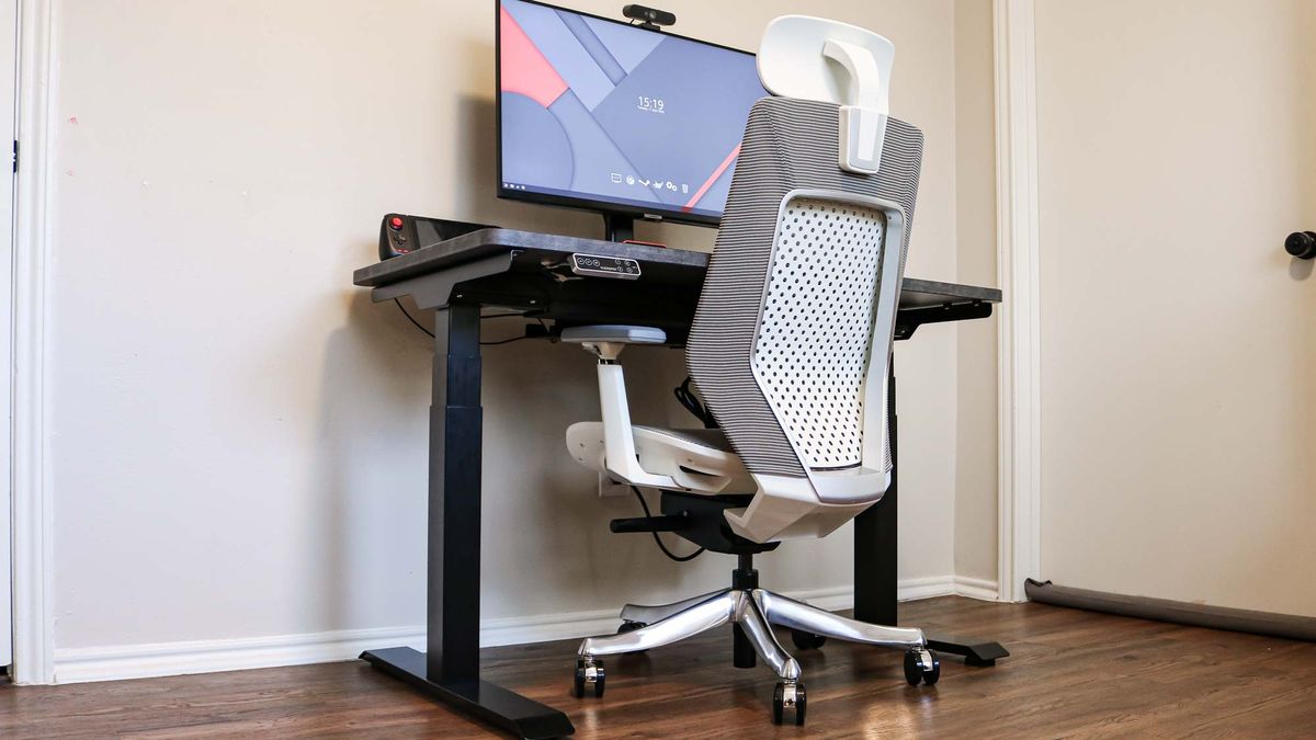 FlexiSpot Pro Plus Mesh Office Chair OC14 review | Tom's Guide