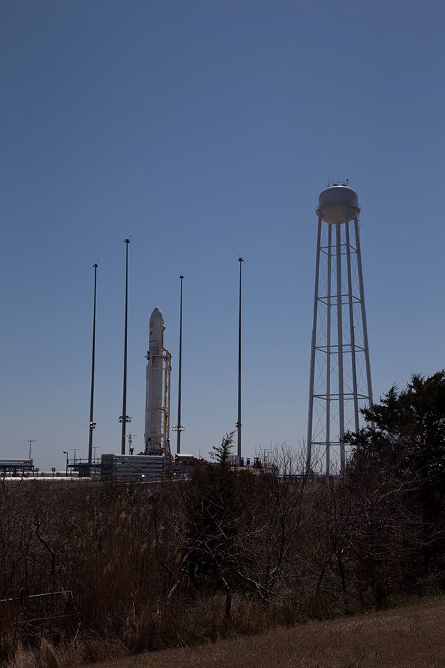 Photos: Orbital Sciences' 1st Antares Rocket Test Flight: Page 3 | Space