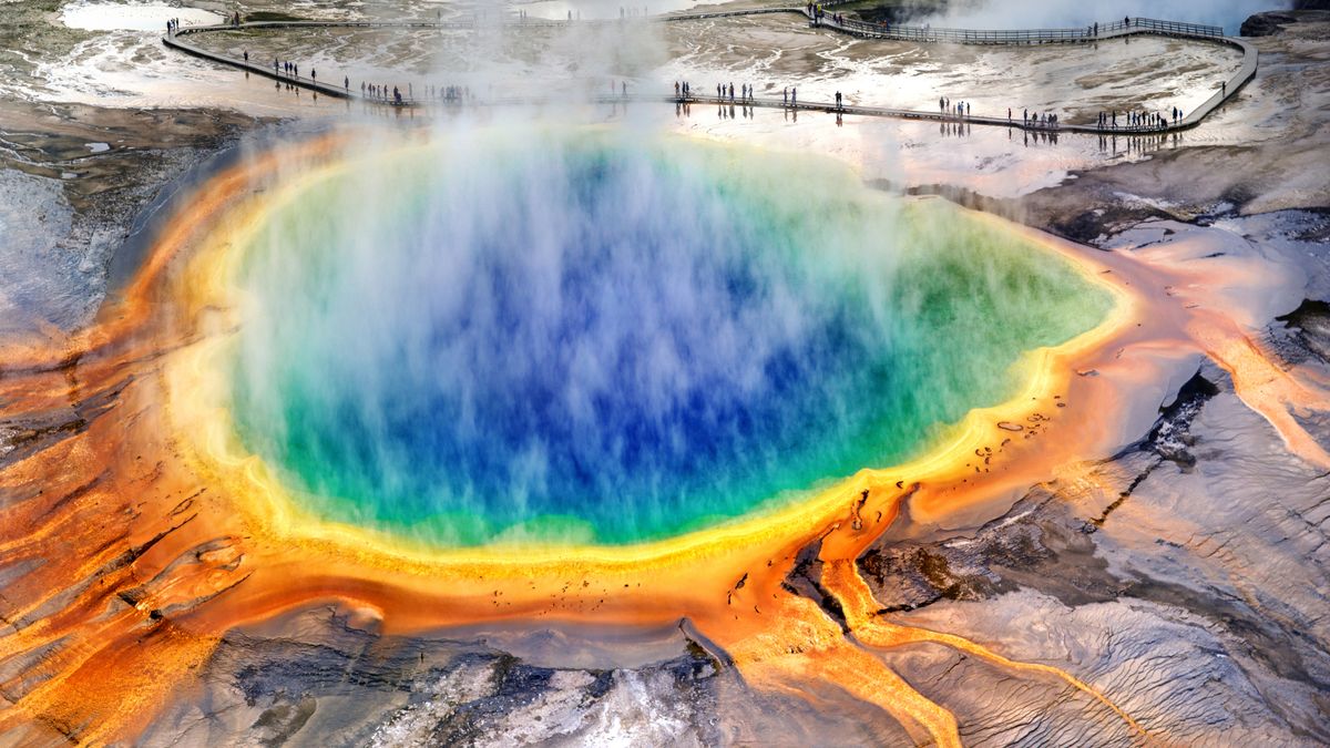 18 fascinating facts about Yellowstone National Park | Advnture