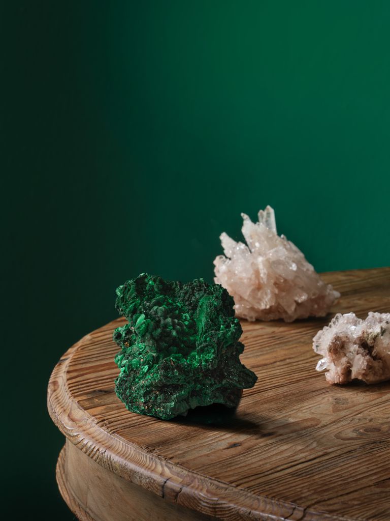 Feng Shui Crystal Placement: Everything You Need to Know | Livingetc