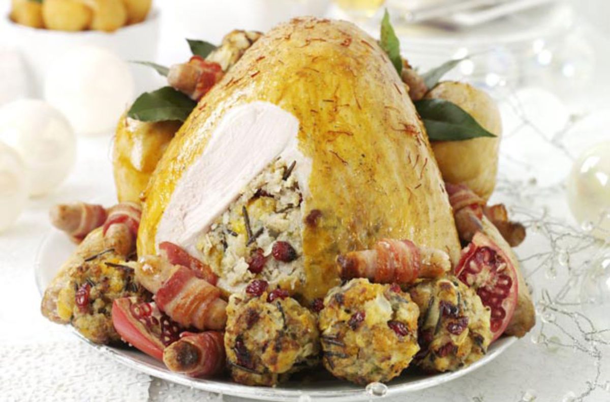 Phil Vickery's saffron turkey with stuffing Recipes | GoodtoKnow