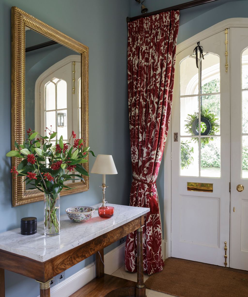 How can I make my entryway look more expensive? 9 expert tips | Homes ...