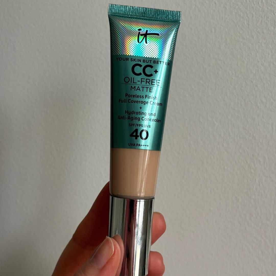 The Best Foundations For Oily Skin 2024: 11 tried & tested picks ...