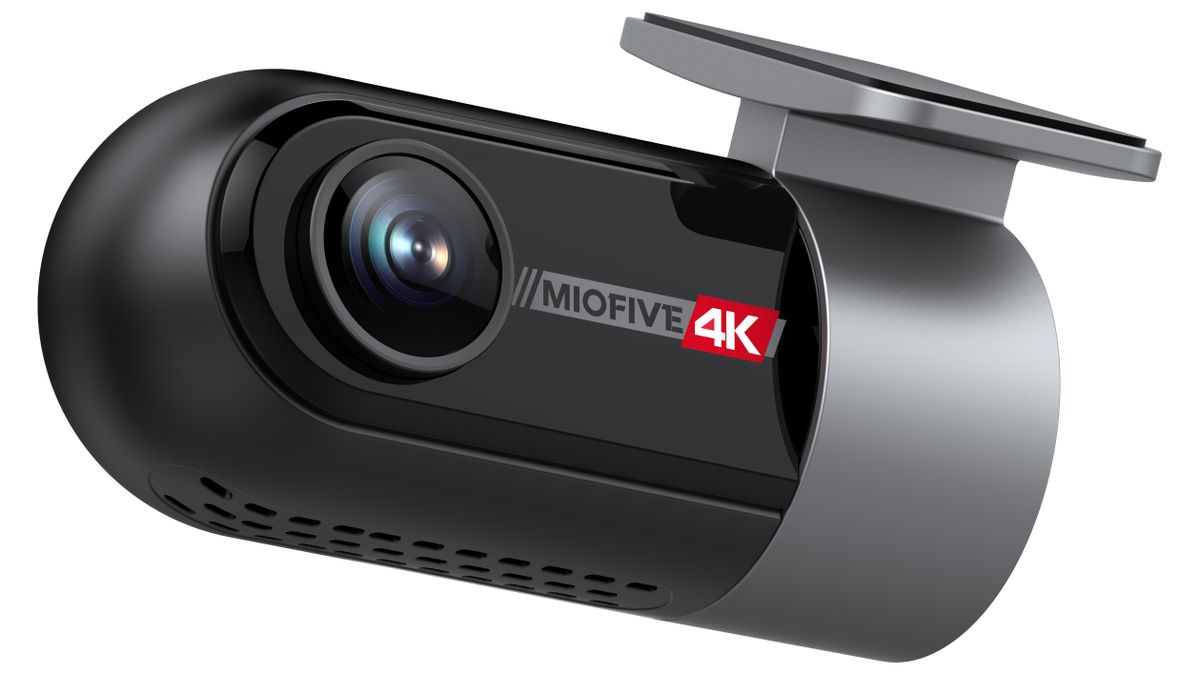 The world's first dash cam with 4K cameras at front AND rear | Digital ...