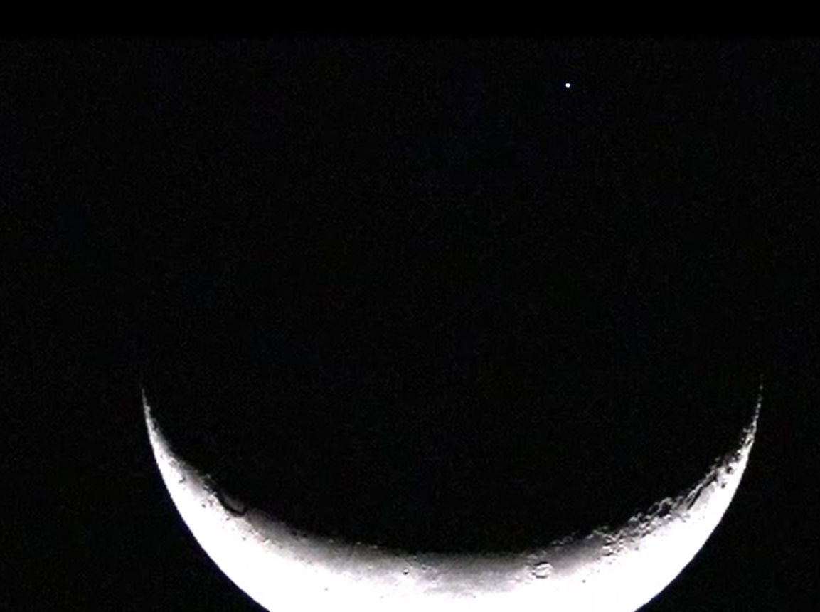 Peekaboo! See the Bright Star Regulus 'Hide' Behind the Moon This ...