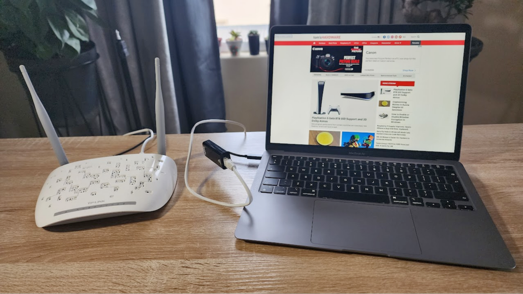 How to Turn an Old Router into a Wi-Fi Extender or Switch | Tom's Hardware