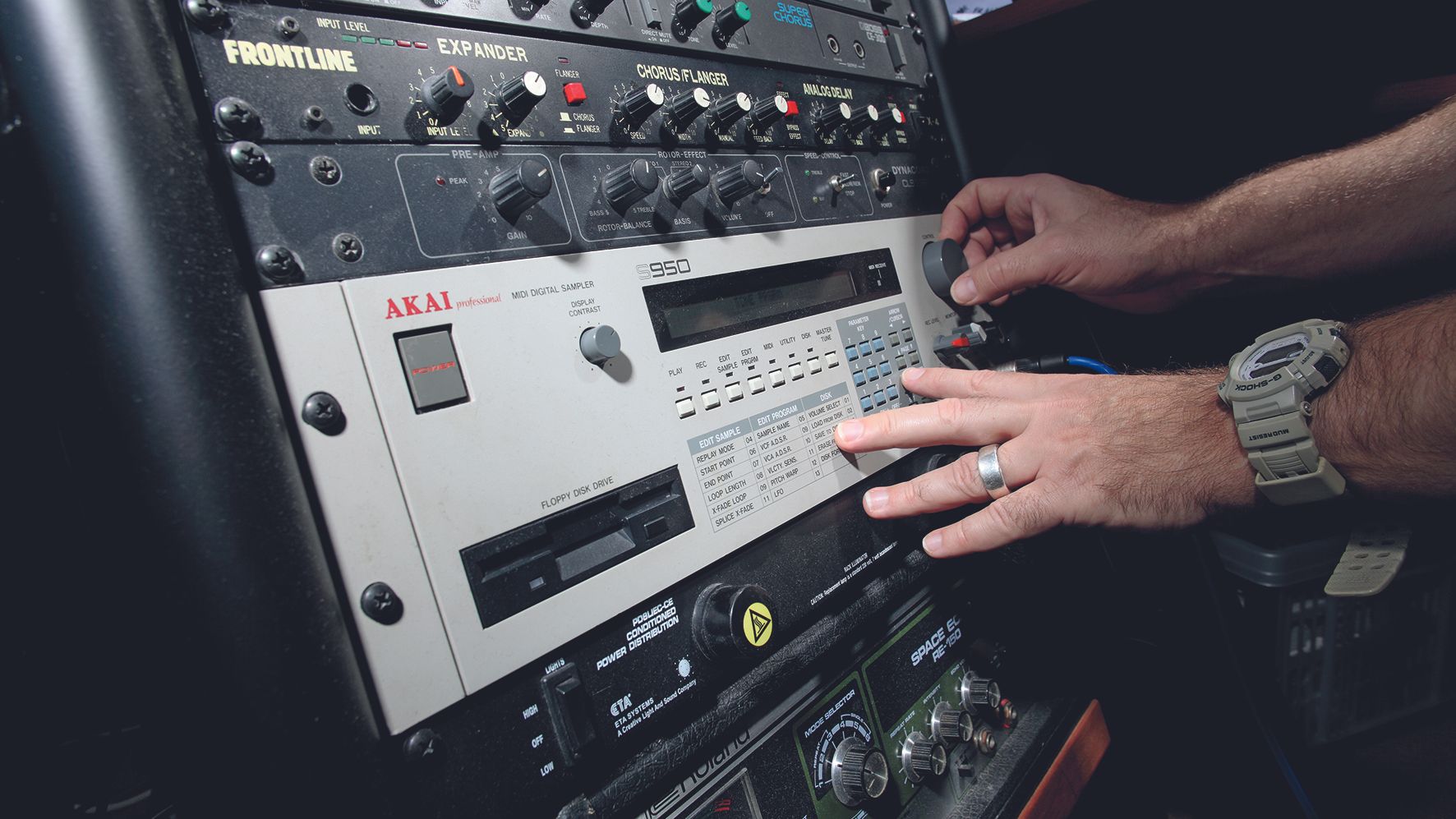 Time-stretching, tape stops and transition effects: 10 tips for bending ...
