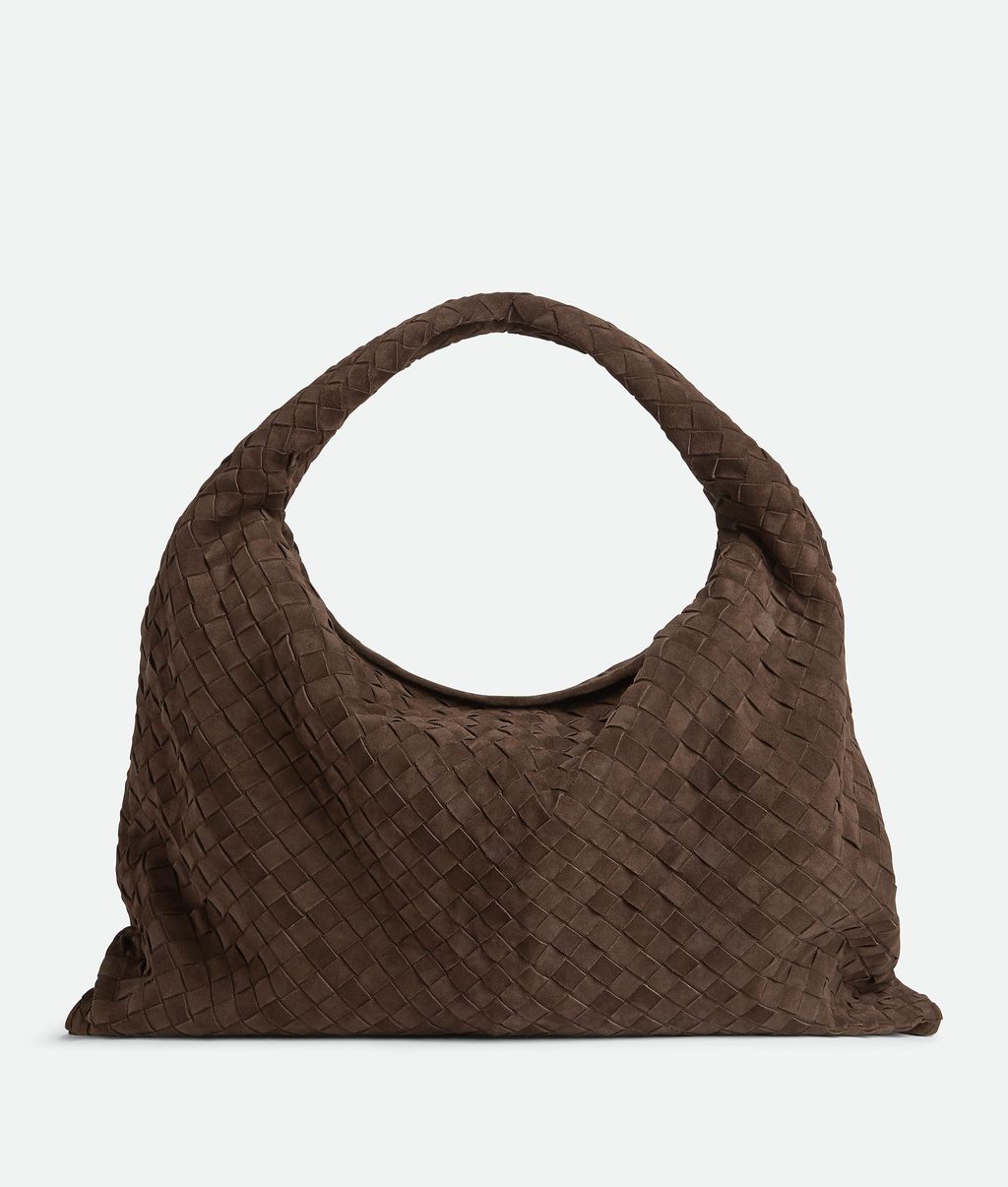 Bottega Veneta's $4,900 Hop Bag Is the Hero of Hailey Bieber's Mom ...