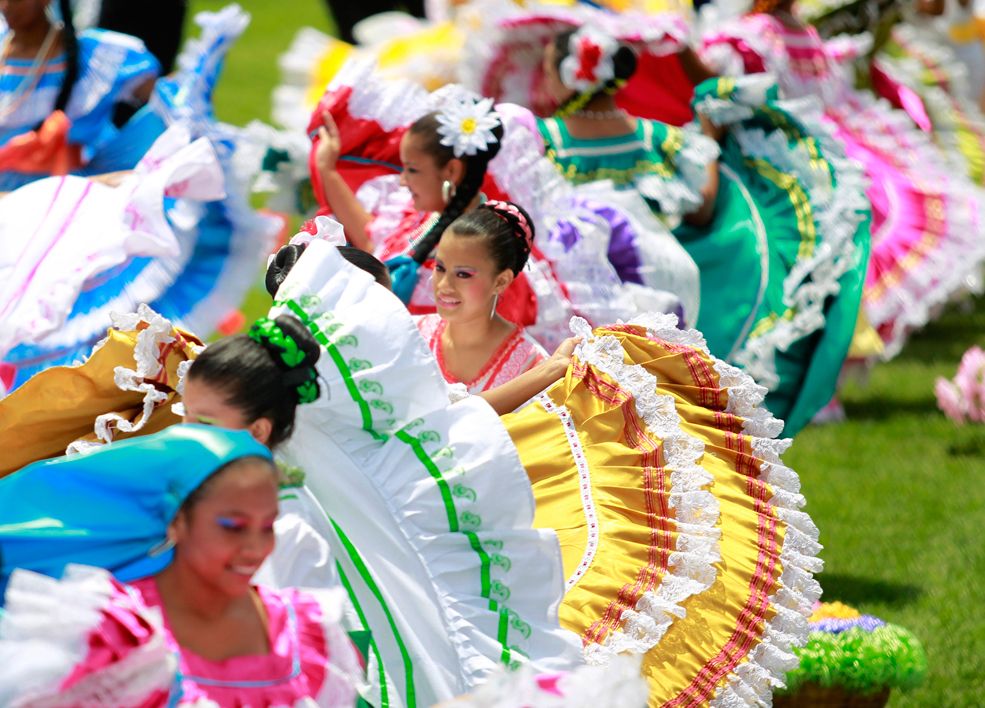 12 traditional dances from around the world | The Week