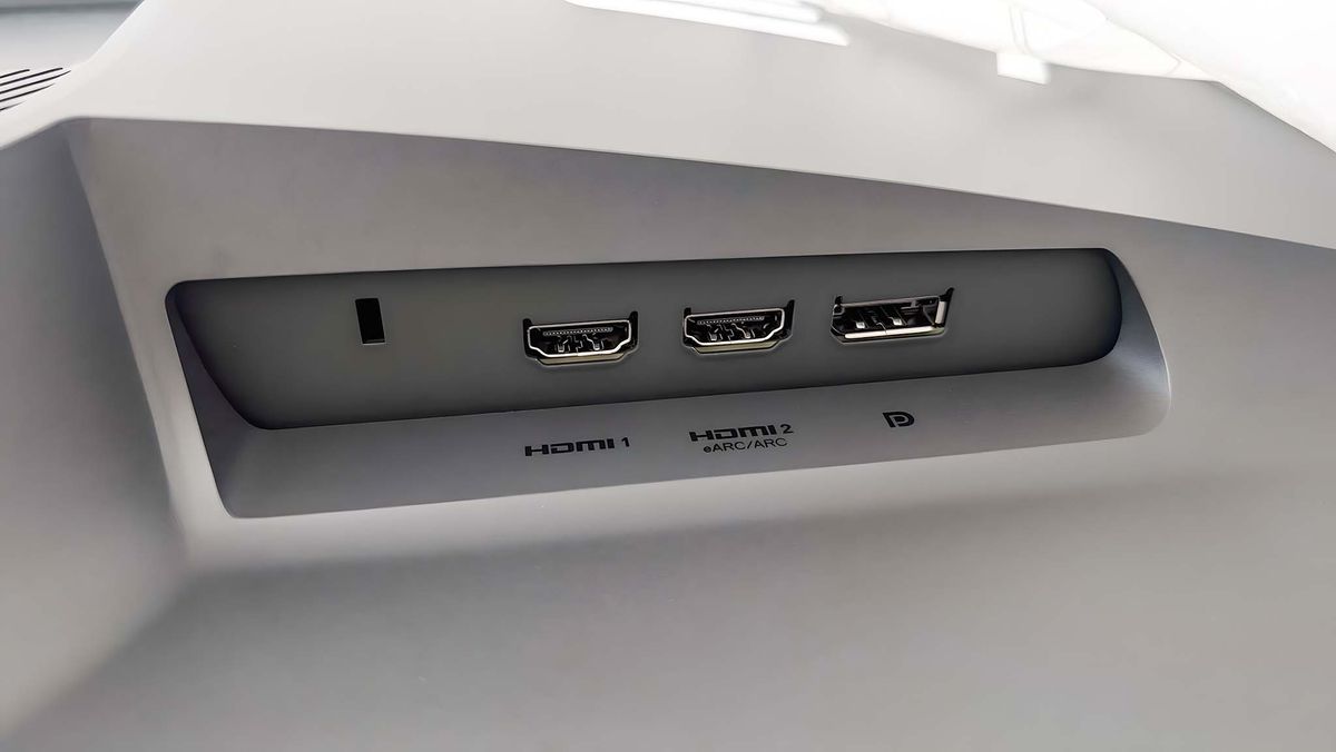 The Alienware AW2725QF gaming monitor has dual-modes and supports both ...
