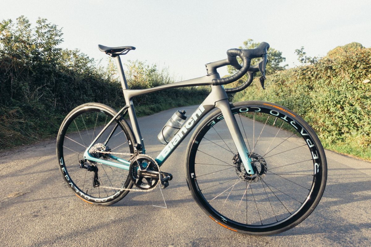 Bianchi Specialissima review: Less Italian heritage, more superbike ...