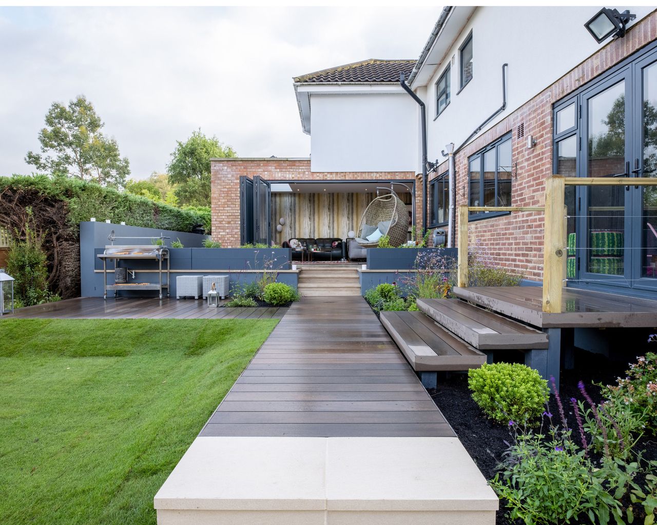 Your Garden Made Perfect designer gives her top tips for awkward-shaped ...